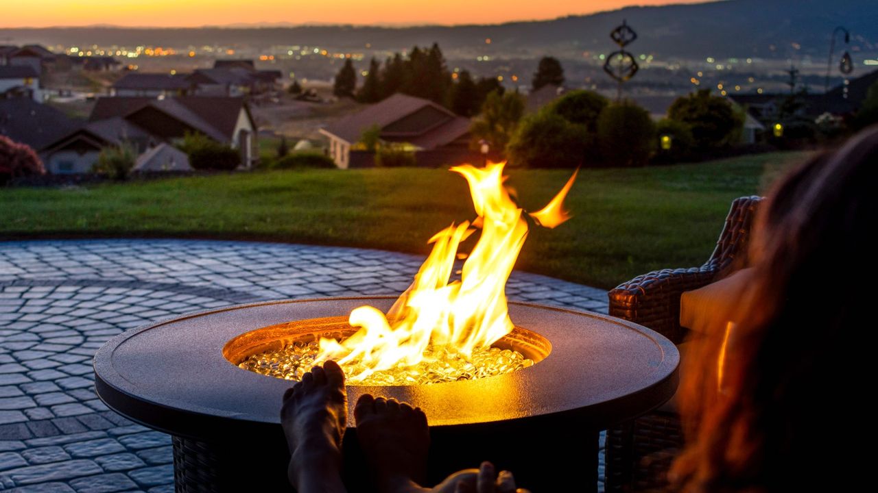 Understanding Fire Pit Regulations and Etiquette for Your…