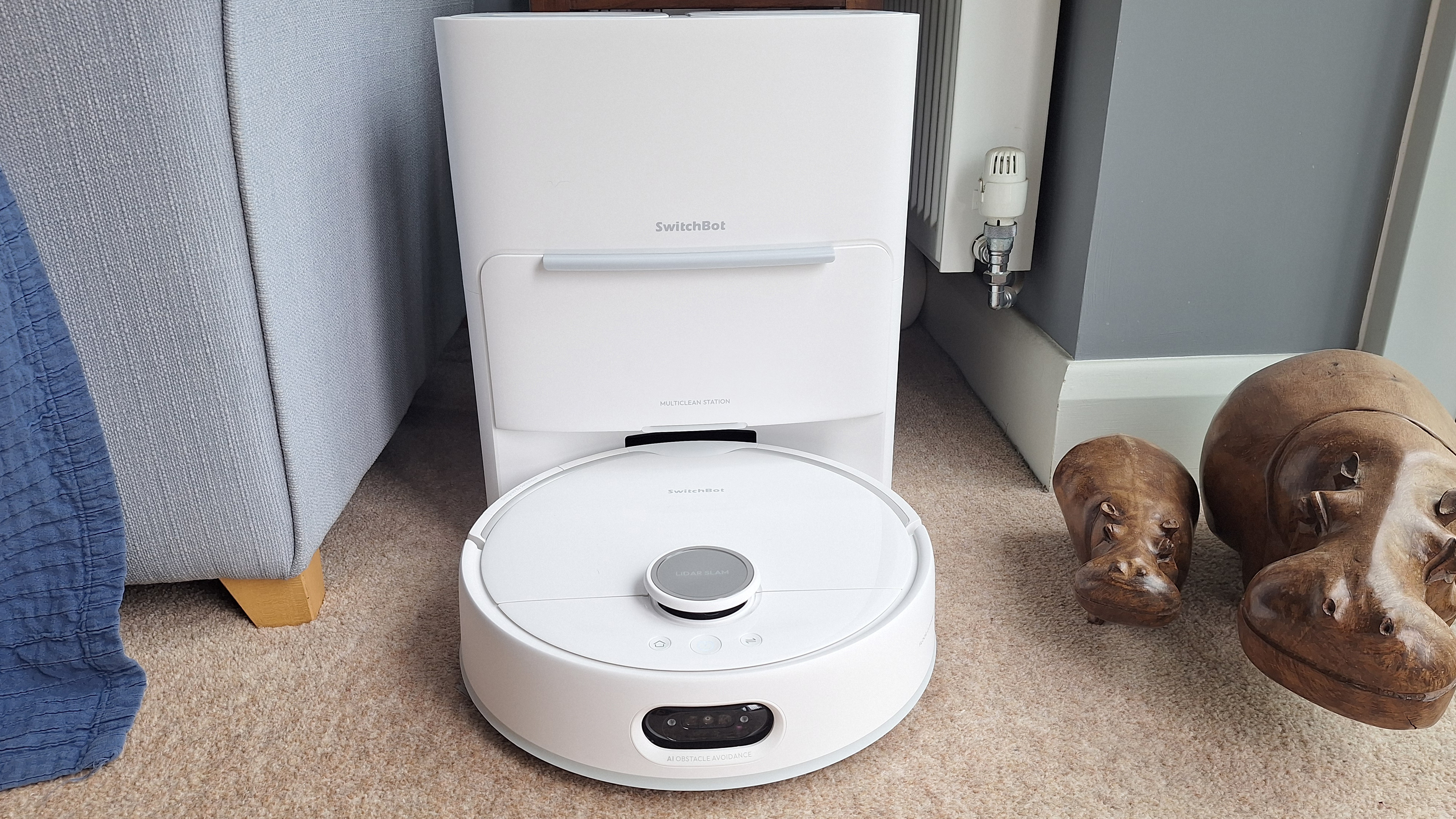 Exploring the SwitchBot S20: A Versatile Robot Vacuum with…